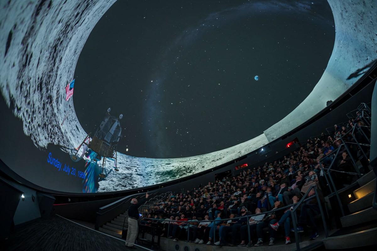 Celebrating Apollo – The Amazing Sky