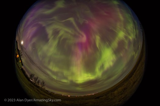 The Great April Aurora – The Amazing Sky